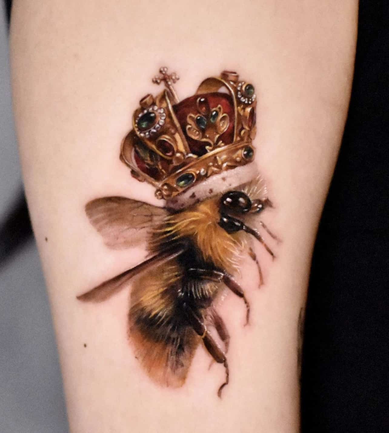 20 Glorious Crown Tattoos To Make You Feel Like Royalty • Body Artifact