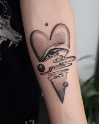 21 Broken Heart Tattoos To Fall In Love With • Body Artifact