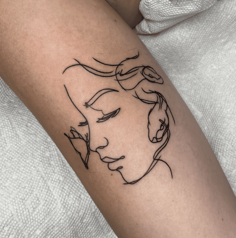 28 Bold Medusa Tattoos To Make You Feel Powerful • Body Artifact
