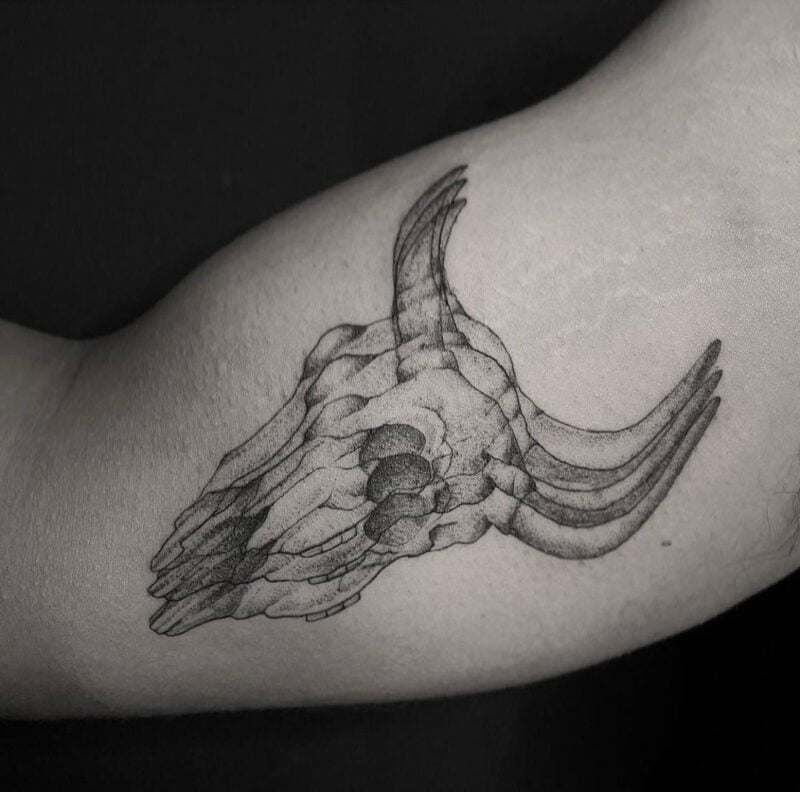 20 Bull Skull Tattoos To Grab By The Horns • Body Artifact