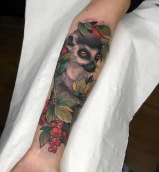 22 Lemur Tattoos To Hang Out And Chill With • Body Artifact