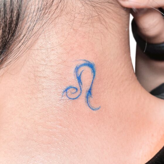 24 Stunning Neck Tattoos For Women • Body Artifact
