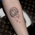 18 Time Heals All Wounds Tattoos To Help You Grieve • Body Artifact