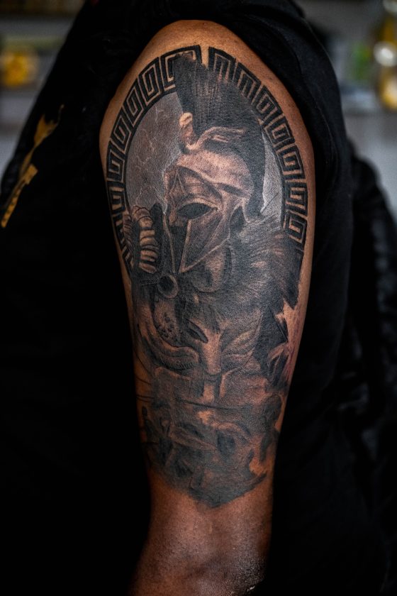 Tap Out Tattoo Sessions: Endure The Pain For A Stunning Result • Body ...