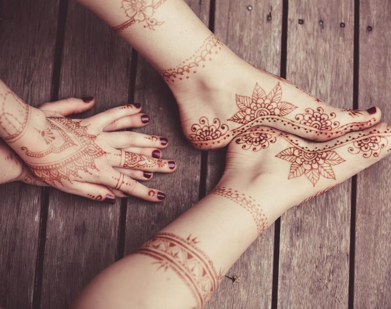 Henna Tattoos: A Guide To The Beautiful Art Form • Body Artifact