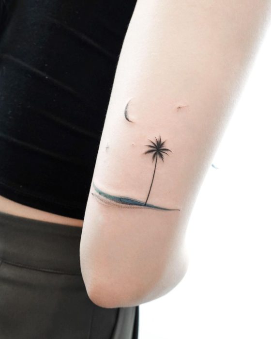 23 Palm Tree Tattoos: A Symbol Of Paradise And Relaxation • Body Artifact