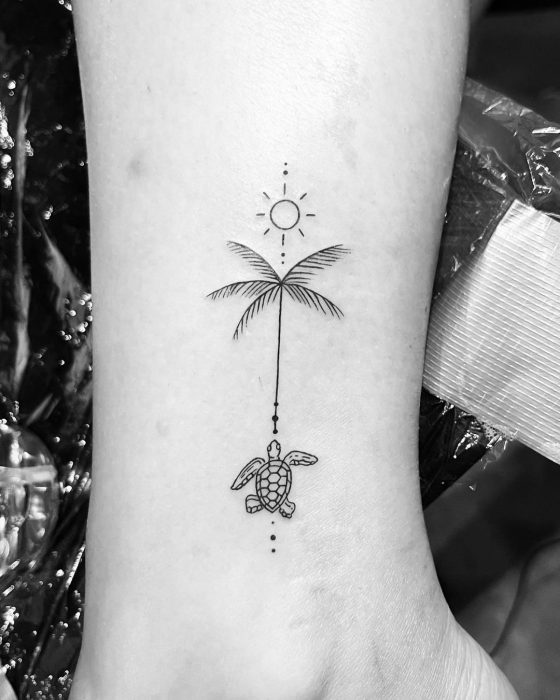 23 Palm Tree Tattoos: A Symbol Of Paradise And Relaxation • Body Artifact